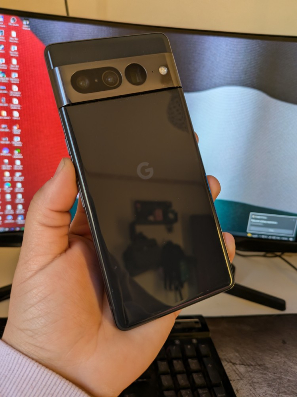 Pixel 7 pro black ( good condition) – pixel store